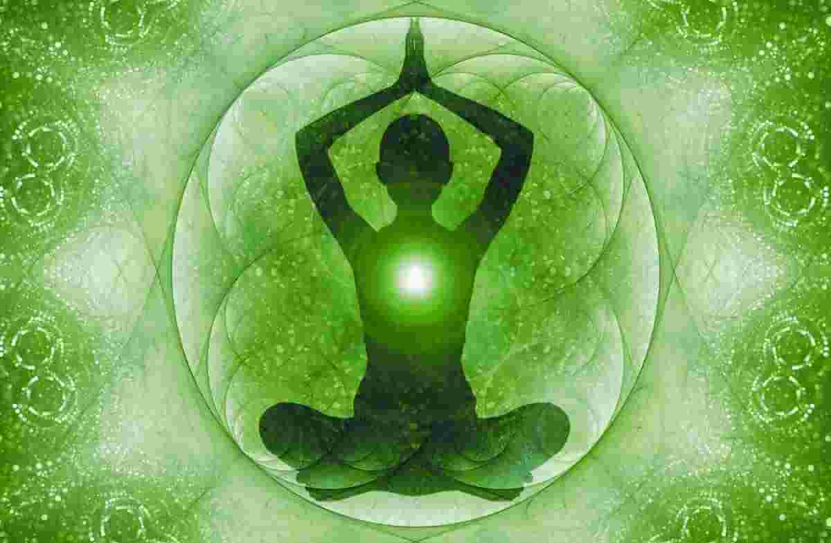 Awakening the Heart Chakra - Psychic Reader